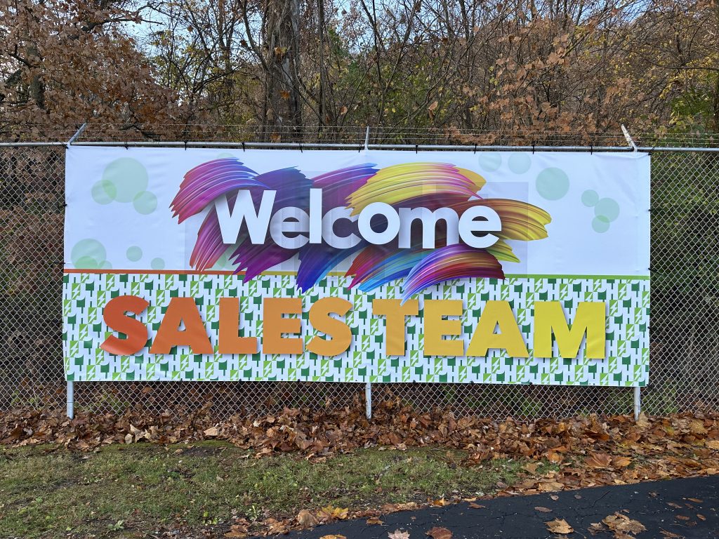 Banner and Vinyl Signs - Signature Signs | St. Louis