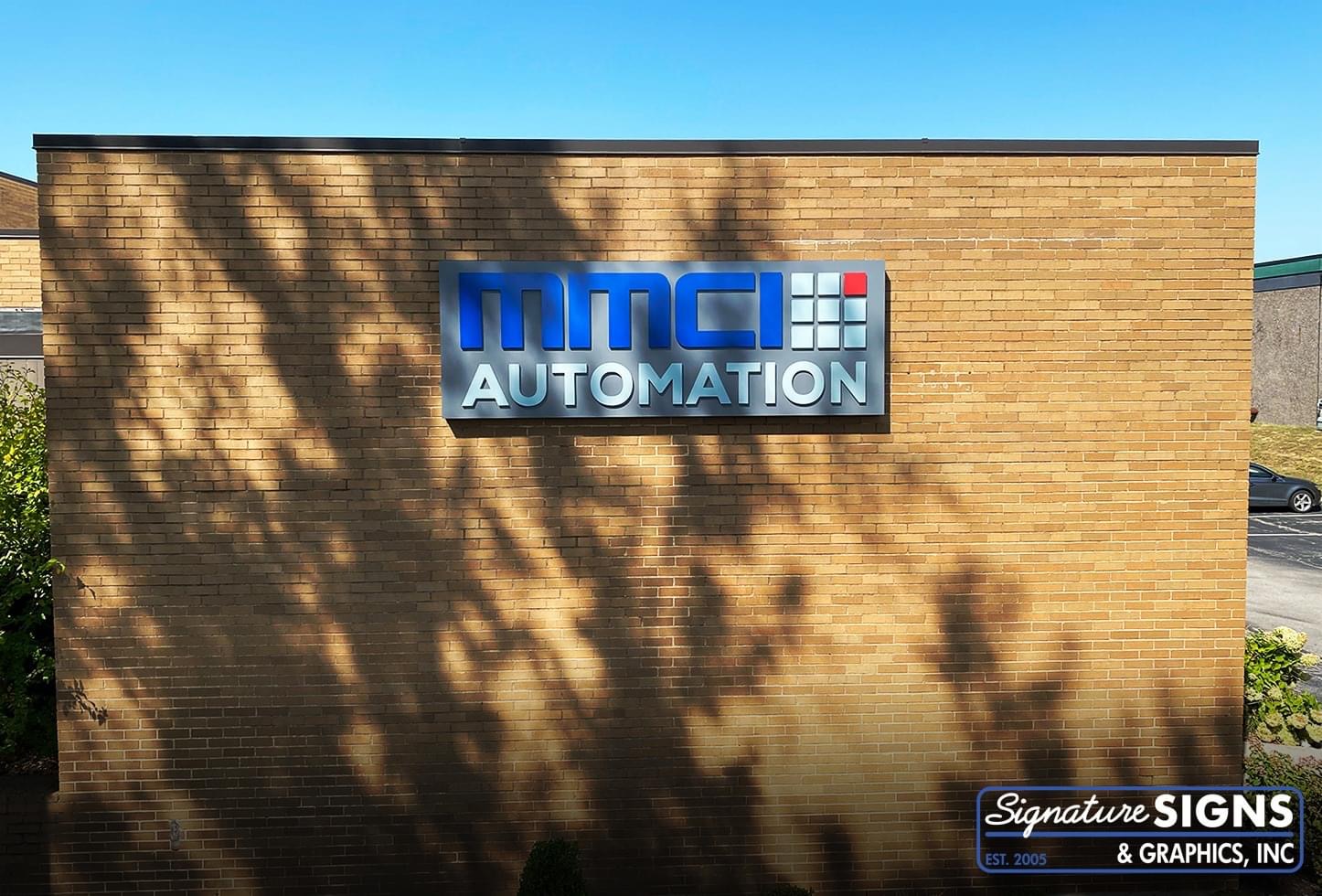 Cabinet Signs - Signature Signs | St. Louis
